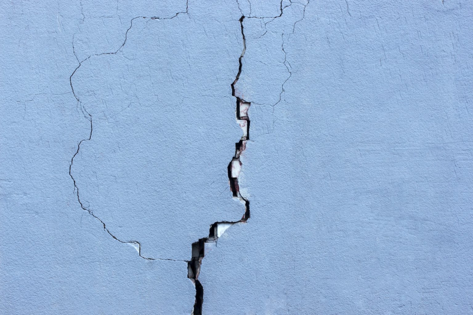 Foundation Crack Types Explained: When Should You Be Concerned About ...